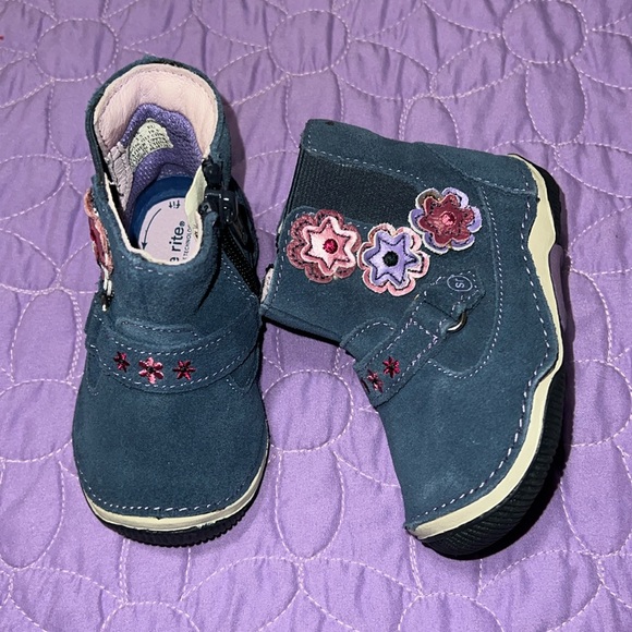 Stride Rite | Shoes | Girls Stride Rite Boots Suede Sz 4w | Poshmark